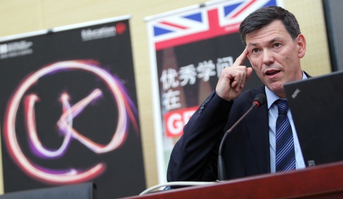 休·蒙哥马利 (Hugh Montgomery) - 遗传学和气候科学专家 | British Council